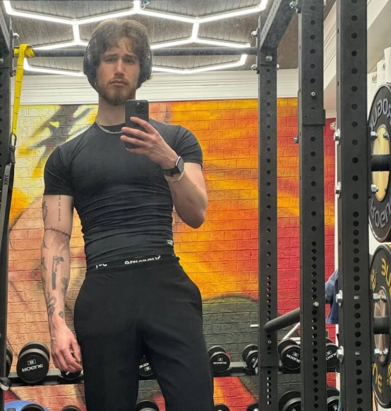 Socksfor1 Girlfriend, Age, Real Name, Net Worth, Height, Wiki