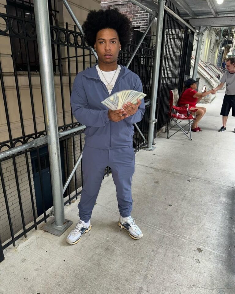 DudeyLo Real Name, Age, Height, Net Worth, Parents, Girlfriend