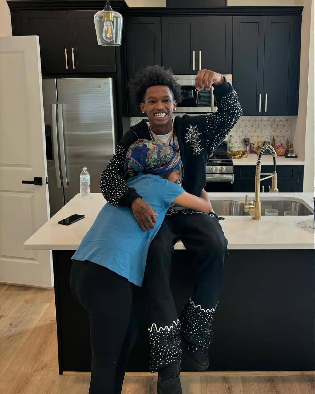 Alex Sampson Age, Height, Girlfriend, Net Worth, Family, Song, Bio