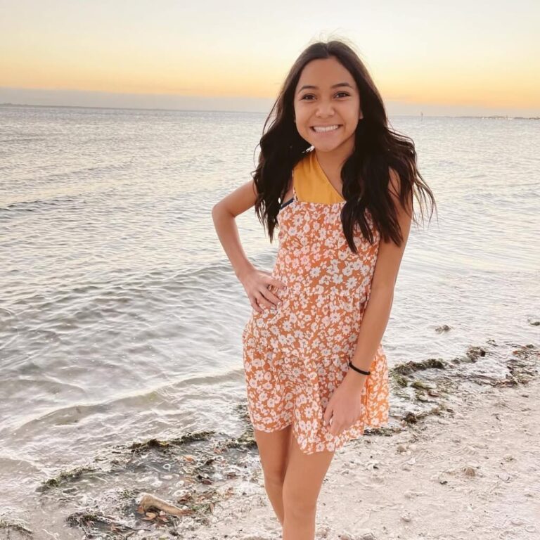 NayVee Nelson Parents, Age, Sister, Ethnicity, Height, Real Name, Bio