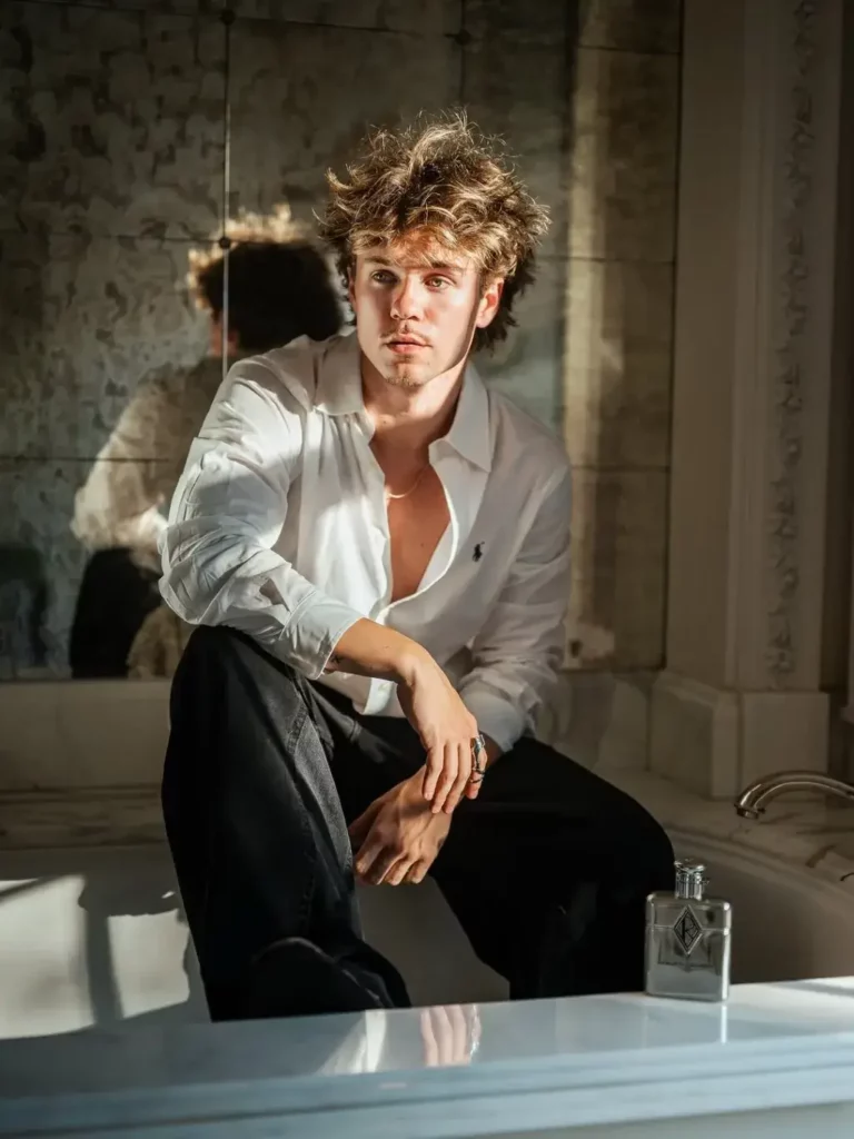 Vik White Age, Height, Girlfriend, Net Worth, Real Name, Bio, Wiki