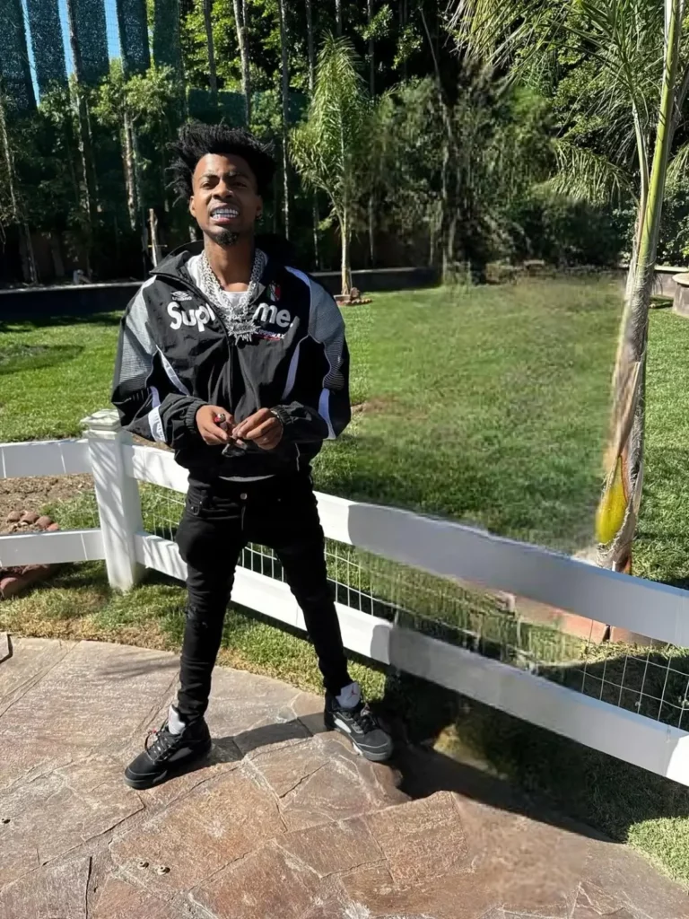 Lazer Dim 700 Wiki, Age, Height, Net Worth, Ethnicity, Sister, Song