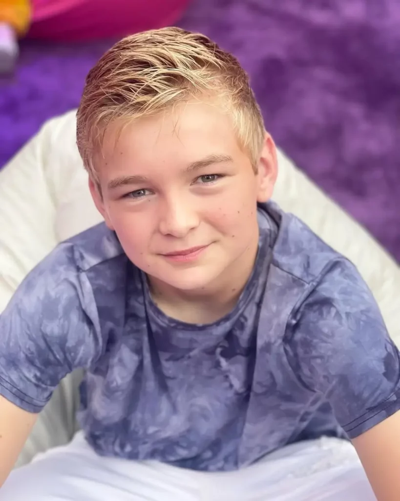 Kaido Lee Roberts Height, Age, Girlfriend, Family, Sister, Net Worth