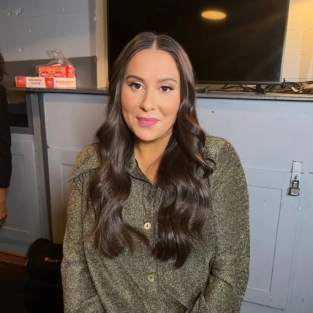 Claudia Oshry Bio, Husband, Baby, Ethnicity, Age, Net Worth, Mom