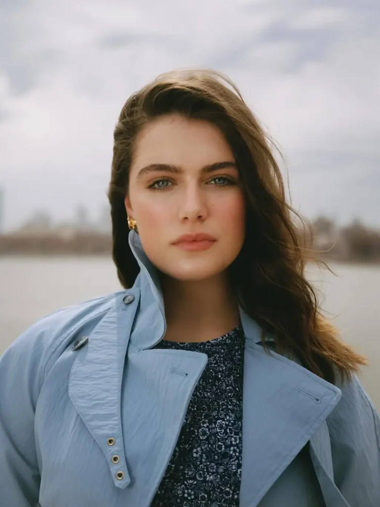 Ella Bright Age, Height, Parents, Boyfriend, Net Worth, Sister, Bio